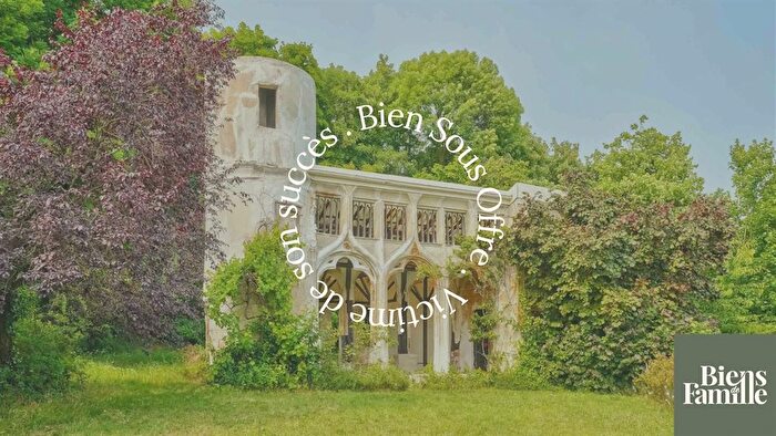 Maison 10 pièces à Deuil-la-Barre, Centre-ville, Côte, à vendre