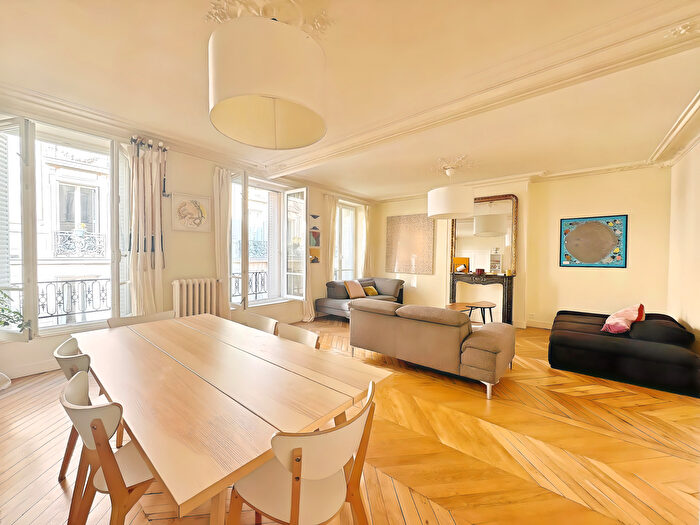 Appartement à vendre - Paris e , Muette-Nord, Trocadéro - 5 pièces - 3 chambres