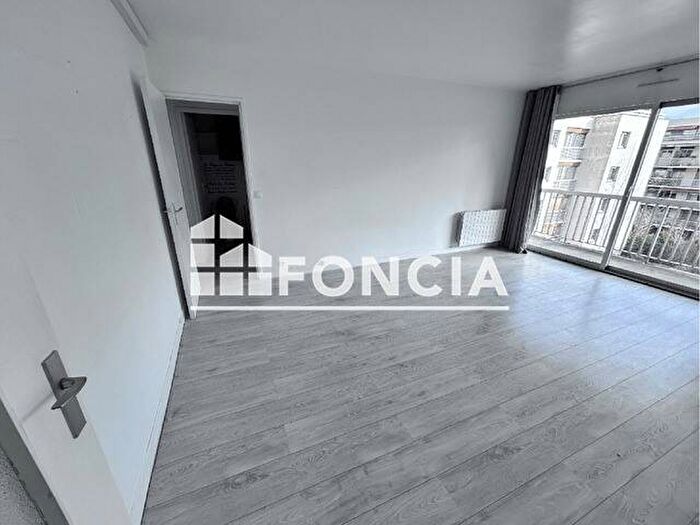 Appartement à louer - Mazurières, Rueil-Malmaison - 2 pièces - 1 chambre