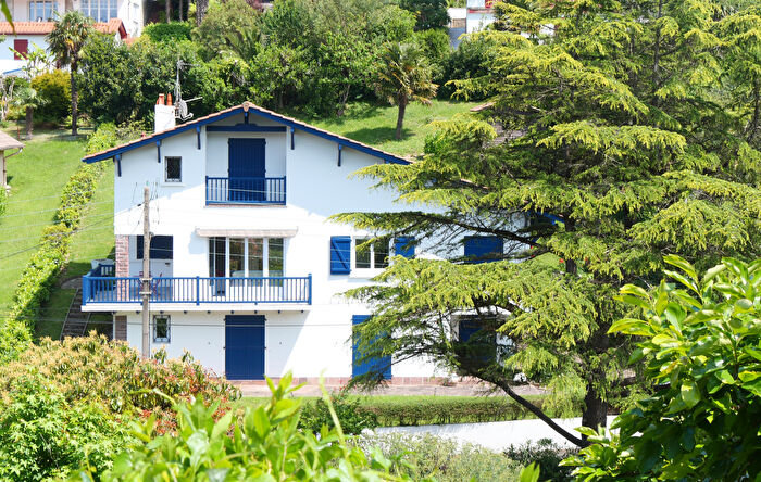 Maison à vendre - Ciboure - 9 pièces - 4 chambres