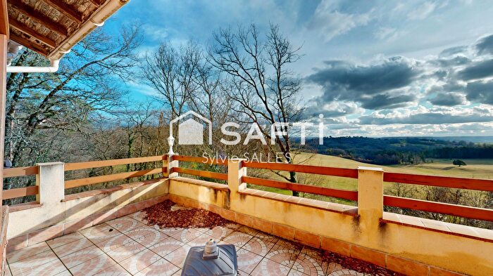 Maison à vendre - Le Bugue - 7 pièces - 6 chambres