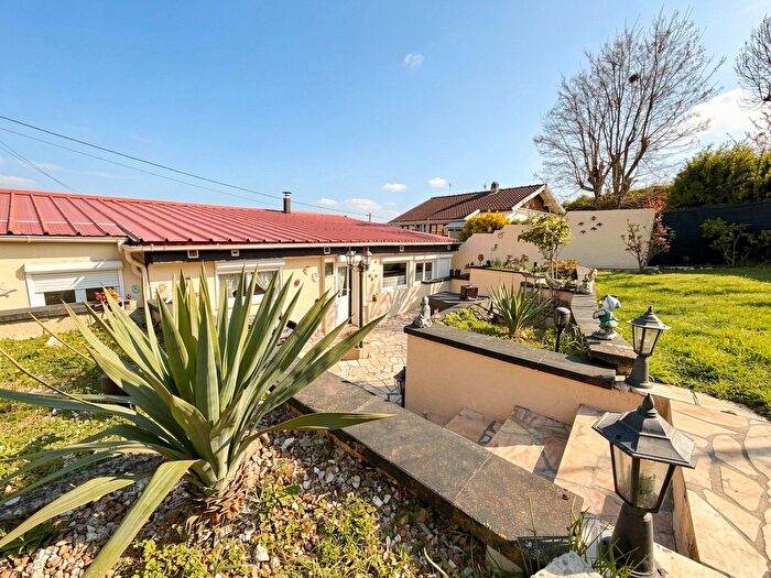 Maison à vendre - Méru, Centre-ville - 5 pièces - 3 chambres