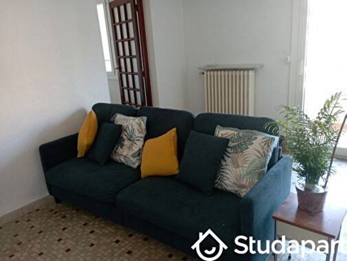 Appartement à louer - Les Cévennes, Clementville, Montpellier - 1 pièce - 3 chambres