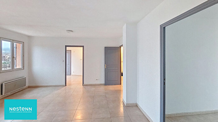 Appartement à vendre - Saint-Maximin-la-Sainte-Baume, Centre-ville - 3 pièces - 2 chambres