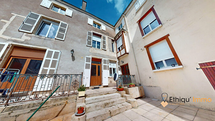 Maison à vendre - Bar-sur-Aube - 8 pièces - 5 chambres