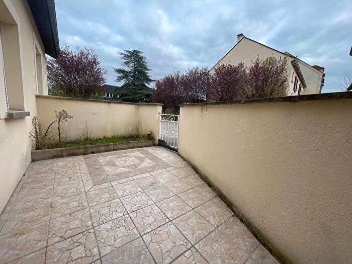 Appartement à louer - Centre Ville, Étampes - 2 pièces - 1 chambre