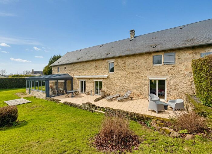 Maison à vendre - Carcagny - 8 pièces - 4 chambres