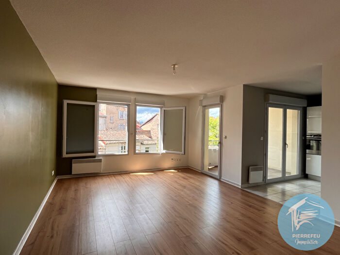 Villefranche-sur-Saône, Centre-ville - Appartement 3 pièces à louer