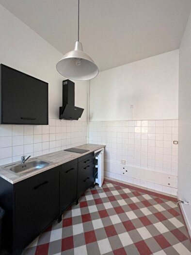 Appartement à louer - Le Centre-Gare, Roanne - 1 pièce