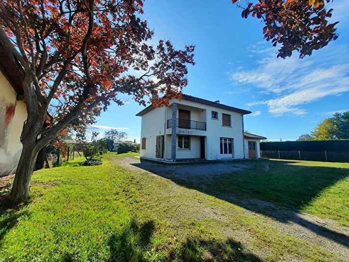 Maison à vendre - Saint-Jean-de-Marsacq - 7 pièces - 5 chambres