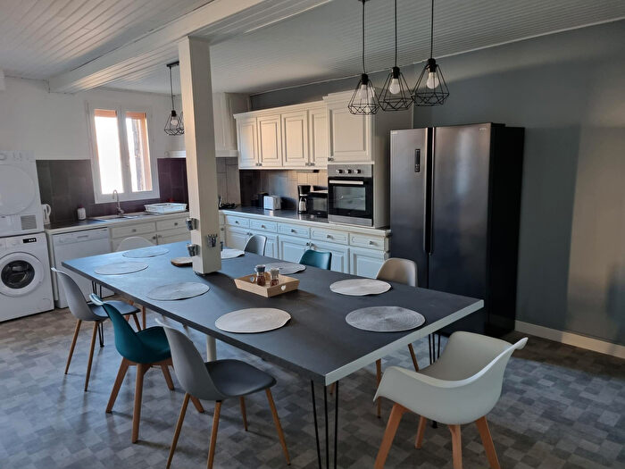 Maison à vendre - Combronde - 6 pièces - 4 chambres