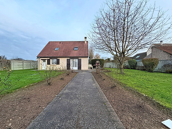 Maison à vendre - La Bourdinière-Saint-Loup - 6 pièces - 4 chambres
