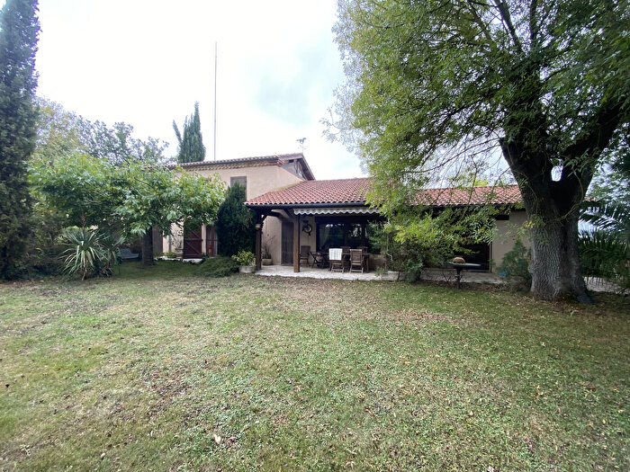 Maison à vendre - Auch, Faubourgs - 5 pièces - 4 chambres