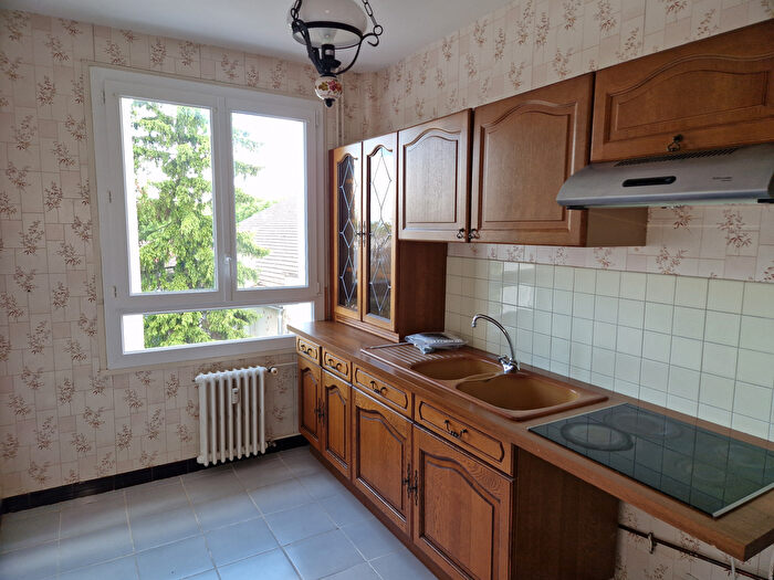 Appartement à vendre - Autun, Centre-ville - 2 pièces - 1 chambre