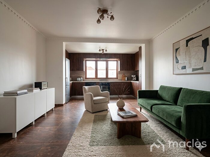 Maison à vendre - Le Blanc-Mesnil, Pôle Gare - 9 pièces - 8 chambres