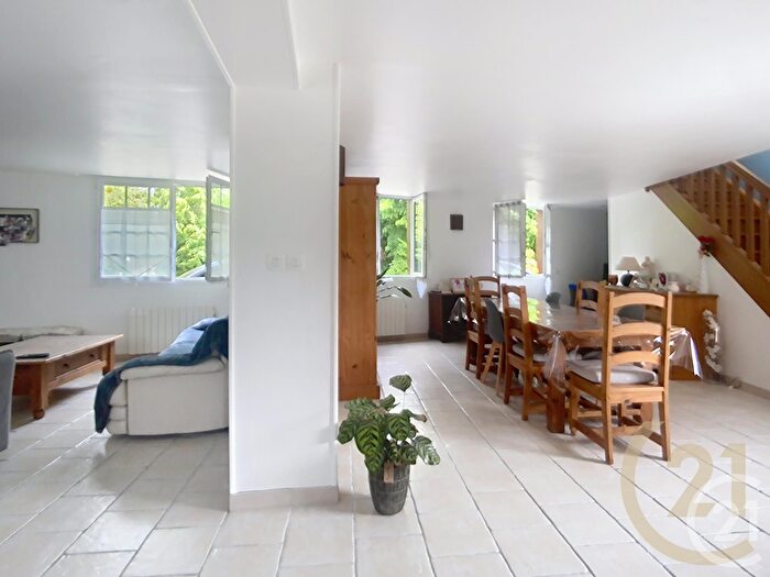 Maison 5 pièces à Saint-Gilles-de-Crétot, à vendre