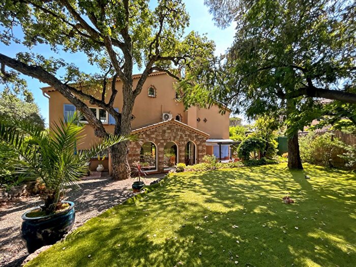 Saint-Raphaël, Plateau Notre-Dame : Maison 6 pièces à vendre