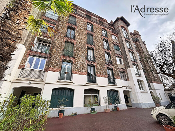 Appartement à vendre - Suresnes, Carnot, Gambetta - 3 pièces - 2 chambres