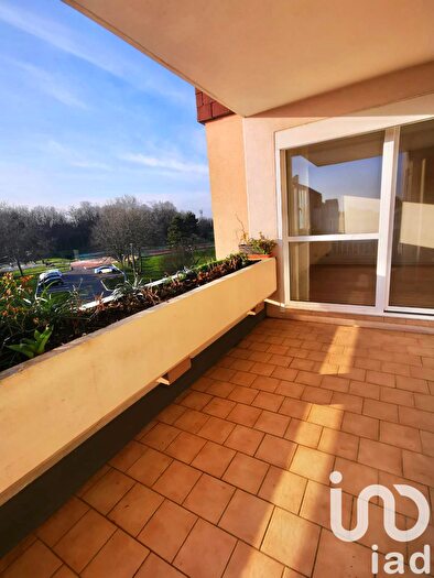 Maisons à vendre et appartements à louer - 1