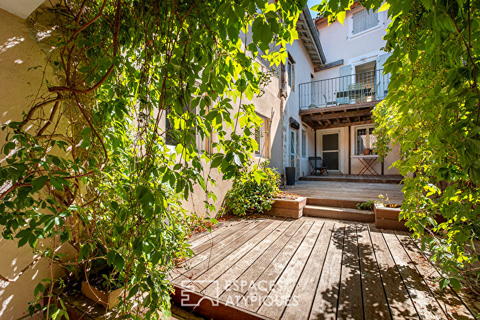 Maison à vendre - Écully, Les Serres, Vivier - 6 pièces - 4 chambres