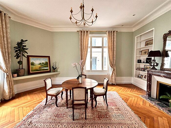 Maison 7 pièces à vendre à Tours, Grammont