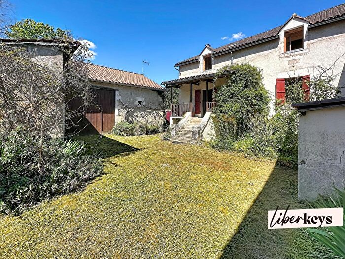Maison 5 pièces à Brantôme, à vendre