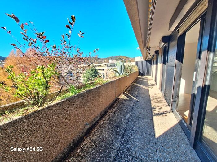 Appartement à louer - Chamalières, Beaulieu - 2 pièces - 1 chambre