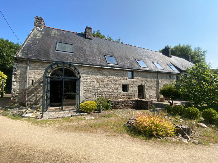 Maison 8 pièces à Quistinic, à vendre