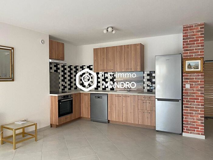 Maison à louer - Rodès - 3 pièces - 2 chambres