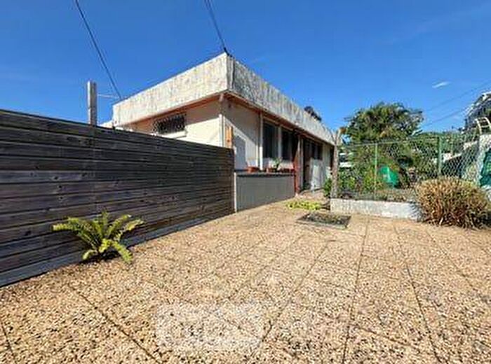 Maison à vendre - Saint-Denis - 8 pièces - 6 chambres