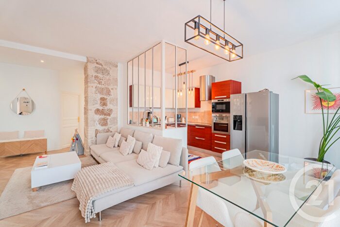 Appartement à vendre - Nice, Le Port - 4 pièces - 3 chambres