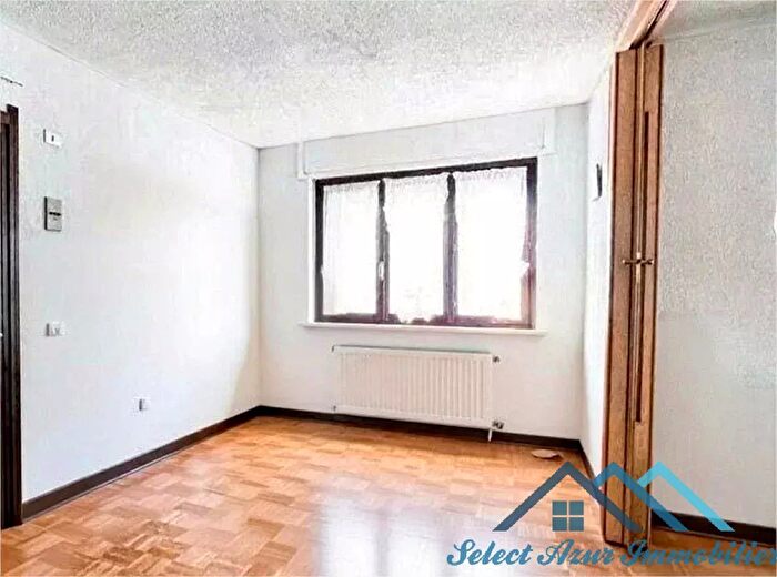 Appartement à vendre - Nice, Saint-Roch - 1 pièce