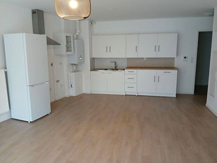 Sud Ouest, Leforest : Appartement 2 pièces à louer