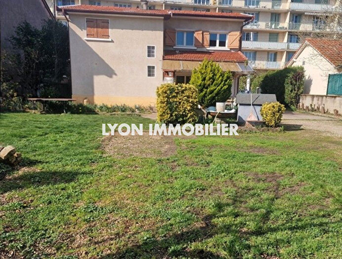 Maison à vendre - Vénissieux, Parilly - 6 pièces - 4 chambres