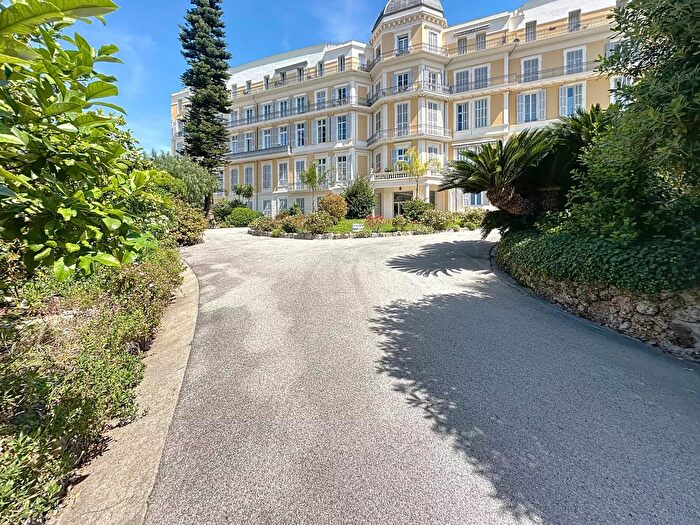 Appartement à vendre - Menton, Hôtel de Ville, Vieille Ville, Musée, Madone, Carnolès - 1 pièce