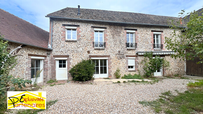 Bû : Maison 6 pièces à vendre