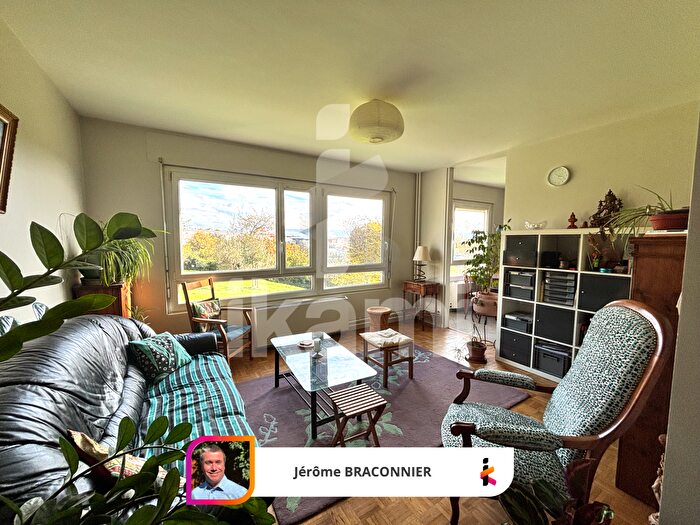 Appartement à vendre - Oullins, Centre-ville - 3 pièces - 2 chambres