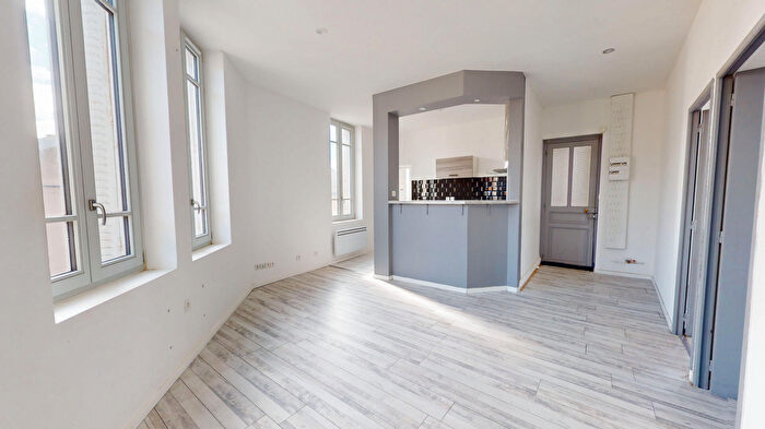 Appartement 3 pièces à Moulins, Centre-ville, à louer