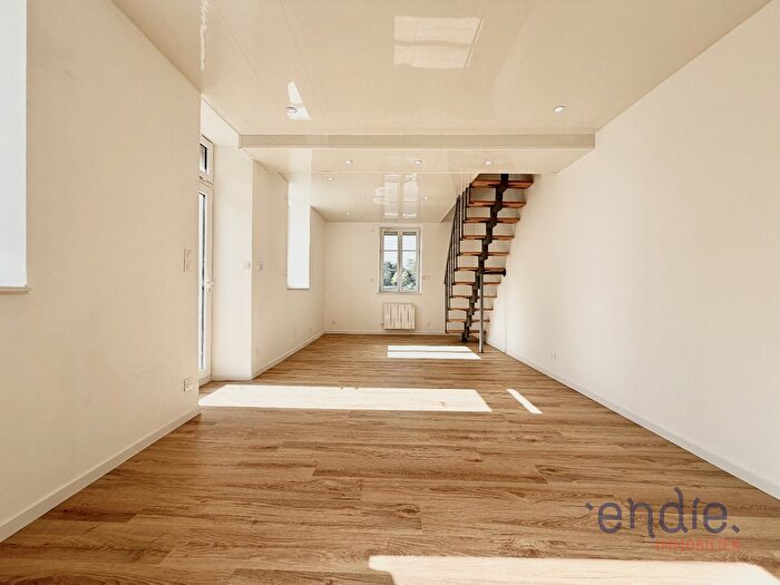 Appartement 4 pièces à Gray, à vendre