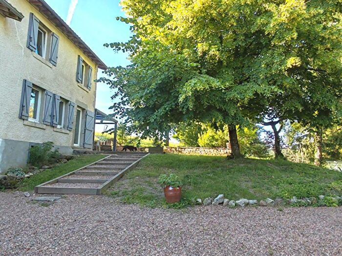 Maison 6 pièces à vendre à Olliergues
