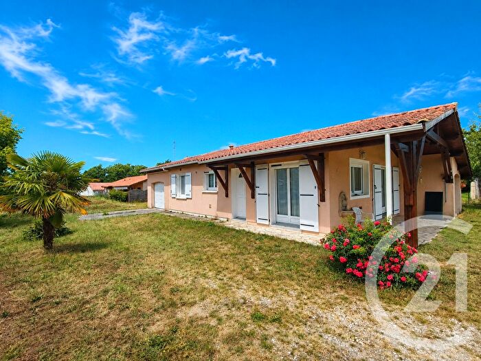 Maison 4 pièces à vendre à Saint-Vivien-de-Médoc