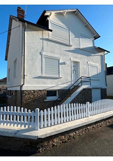 Maison à vendre - Sablé-sur-Sarthe, Rocade, Route de Mans - 5 pièces - 4 chambres