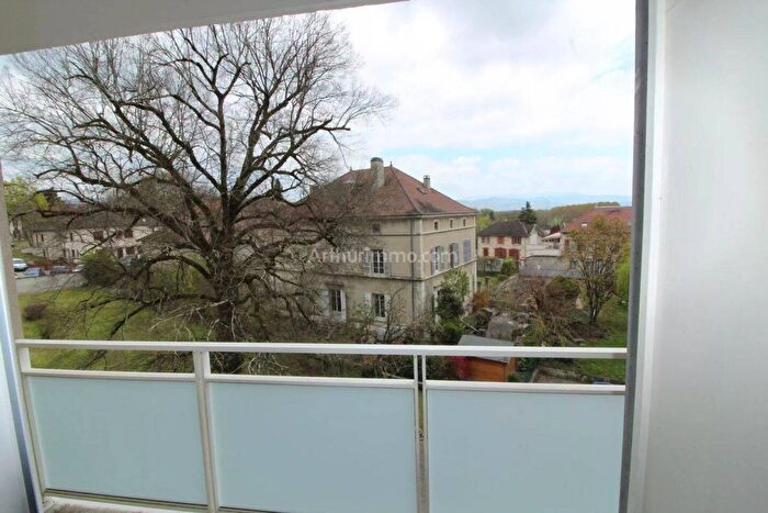 Appartement à louer - Morestel - 3 pièces - 2 chambres