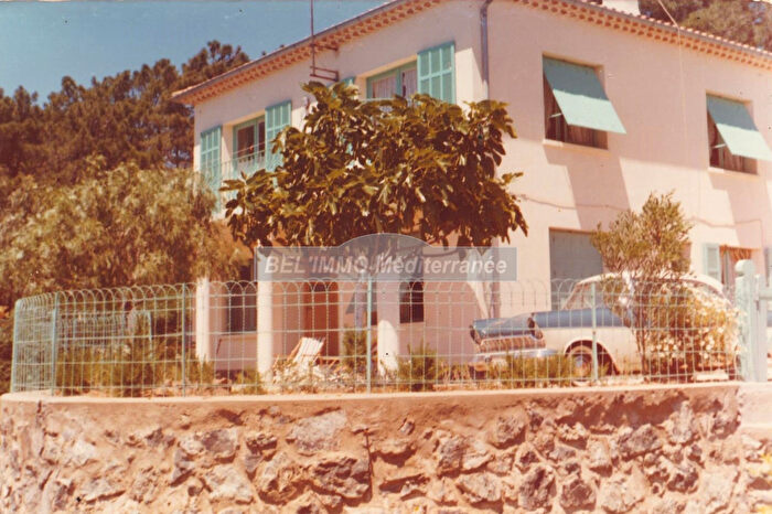 Maison 5 pièces à Cavalaire-sur-Mer, Castillane, Vivards, Roseraie, Rigaud, Cros de Mouton, à vendre