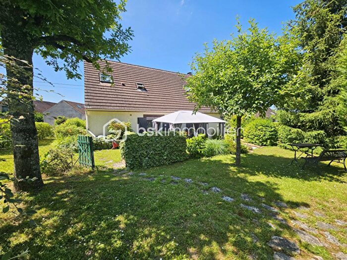 Maison à vendre - Darvault - 5 pièces - 4 chambres