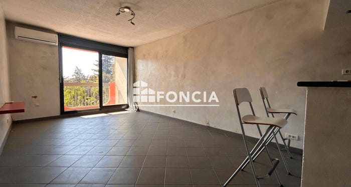 Capouchiné, Nîmes : Appartement 1 pièce à louer