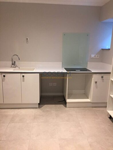 Appartement à louer - centre Ville-La Chartonnière-La Barre, Villefranche-sur-Saône - 2 pièces - 1 chambre