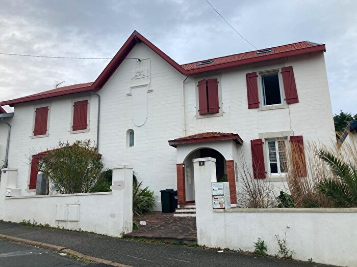 Maison à vendre - Biarritz, Milady, Colline, Beaurivage - 7 pièces - 5 chambres