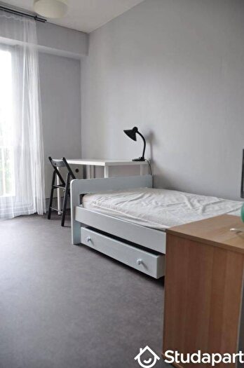 Appartement 1 pièce à louer - Reste des Chenes-Le Ponceau, Cergy