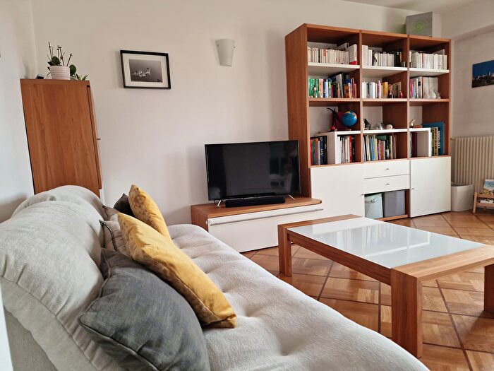 Appartement à vendre - Vaucresson - 4 pièces - 3 chambres